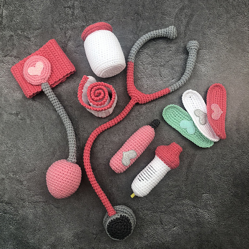 Ravelry: Crochet Doctor Set pattern by Mary Brovina