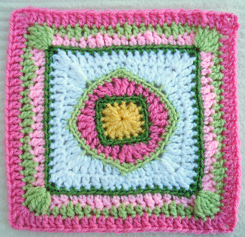 Ravelry: Diamond Squared pattern by Donna Kay Lacey