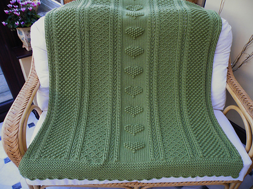 Ravelry: Maryfairy's Aran Hearts Throw for Ann