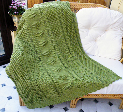 Ravelry: Maryfairy's Aran Hearts Throw for Ann