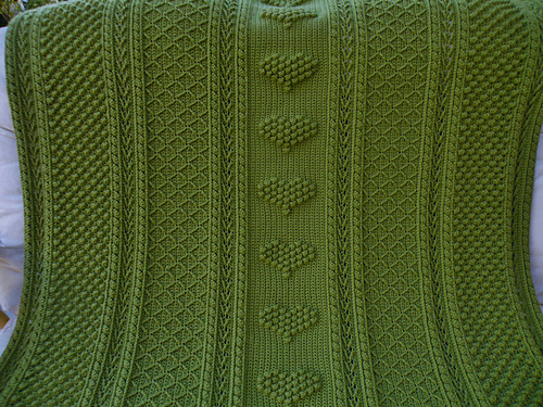 Ravelry: Maryfairy's Aran Hearts Throw for Ann