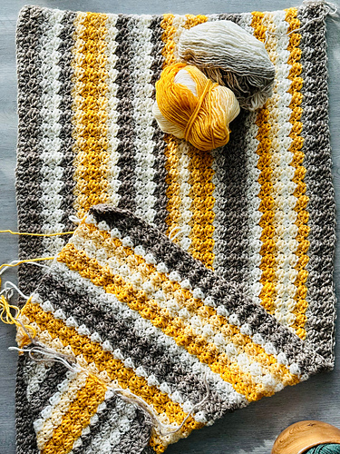 Ravelry: The Hopeful Throw pattern by Kristi Garris
