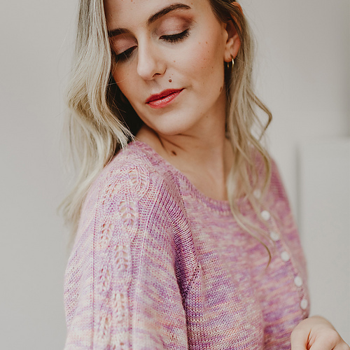Ravelry: Aleda Blouse pattern by Pascuali Collezioni