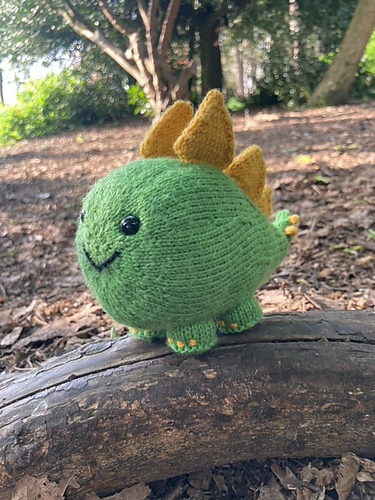 Ravelry: Stego Stegosaurus pattern by Matt Elliot-Ripley