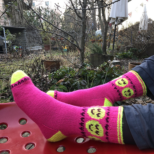 Ravelry: Heart shaped socks set pattern by Stone Knits