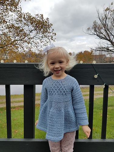 Ravelry: Smocked Tunic pattern by Sarah Lora