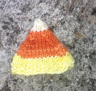 Ravelry: The Candy Corn Mini Hat pattern by Meagheen Ryan