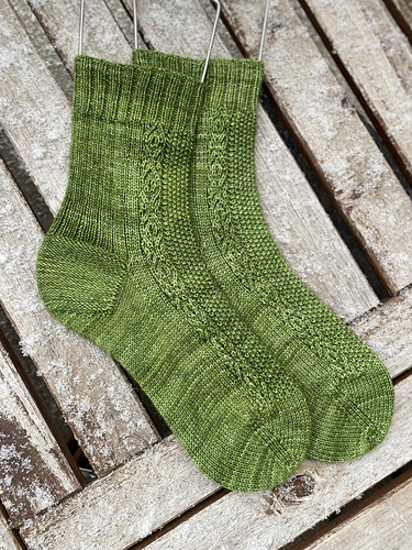 Ravelry: Alma Socks pattern by New York Year