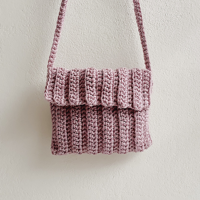 Ravelry: Designs by Meemanan