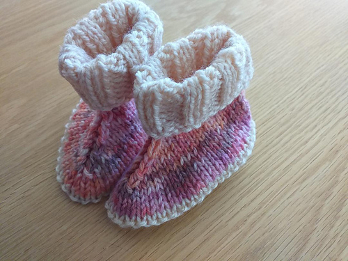 Ravelry: Baby Hug Boots pattern by marianna mel