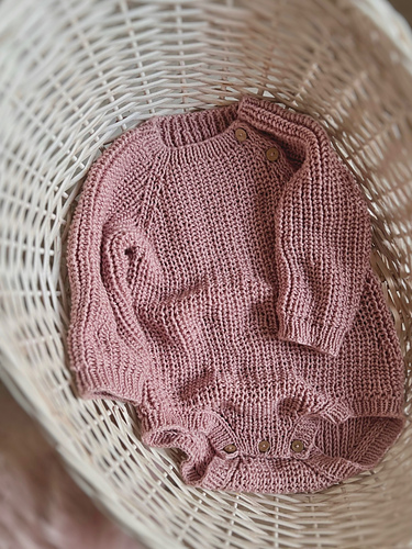 Ravelry: Cozy Romper pattern by Marina Balambaeva