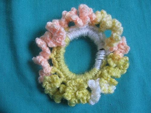 Ravelry: Mini chain and loop Scrunchie pattern by Meladoras Creations