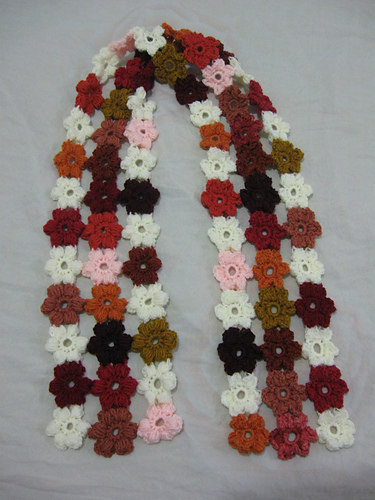 Ravelry: Puff Flower Scarf pattern by Meladoras Creations