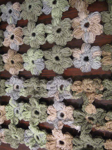 Ravelry: Puff Flower Scarf pattern by Meladoras Creations