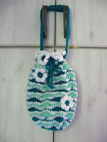 Ravelry: Wavy Stitch Draw Bag pattern by Meladoras Creations