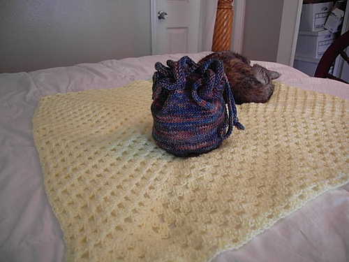 Ravelry: Frilly Purse pattern by Charlotte de Vries