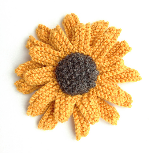 Ravelry: Knitted Sunflower pattern by The Mercerie