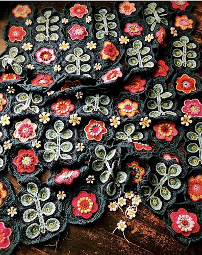 Ravelry: Crojoretro pattern by The Mercerie