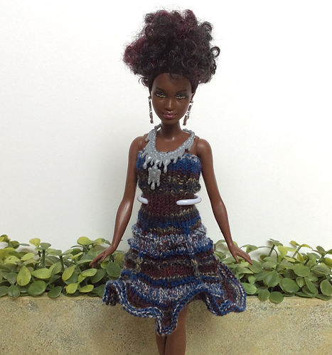 Ravelry: Curvy Barbie Sundress ALL Sizes pattern by Kelly Kayfish