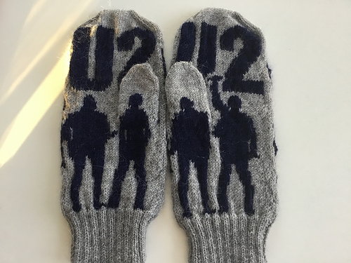 Ravelry: U2 pattern by knittinglotta