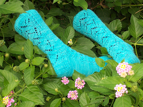 Ravelry: Kam Chu pattern by Adrienne Fong