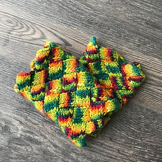 Ravelry: Mibisako's Bright Mittens