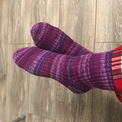 Ravelry: Mibisako's Double Side Berry Socks