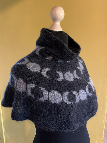 Ravelry: CATHERINE cape pattern by Mieke Van Damme