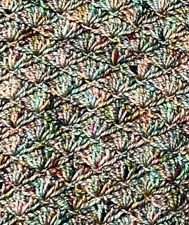 Ravelry: Shell Cowl pattern by Michele Sherban