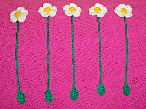 Ravelry: Dainty Daisy Bookmark pattern by Lauren Brown
