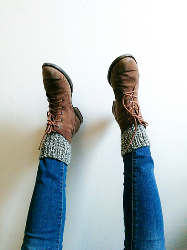 Ravelry: Broken Rib Stirrup Socks pattern by Bree Zorel