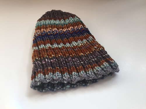 Ravelry: Simple Ribbed Hat pattern by Jenn Wisbeck