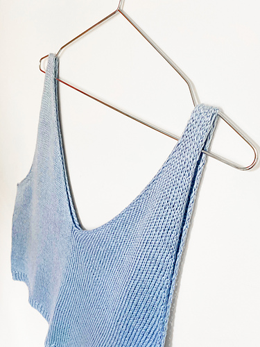 I finished my first ever wearable knit!! : r/knitting