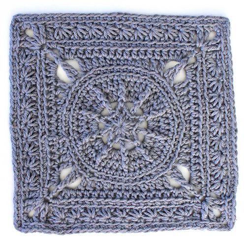 Ravelry: Tiny Star Square pattern by Mikaela Bates