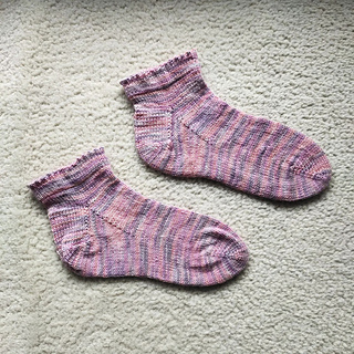 Ravelry: MilkTeaCup's Picot Socks