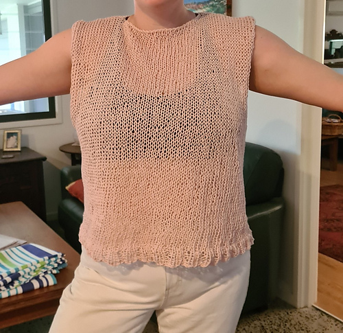 Ravelry: Simple Linen Tank pattern by Nikki Shipard