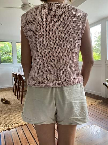 Ravelry: Simple Linen Tank pattern by Nikki Shipard