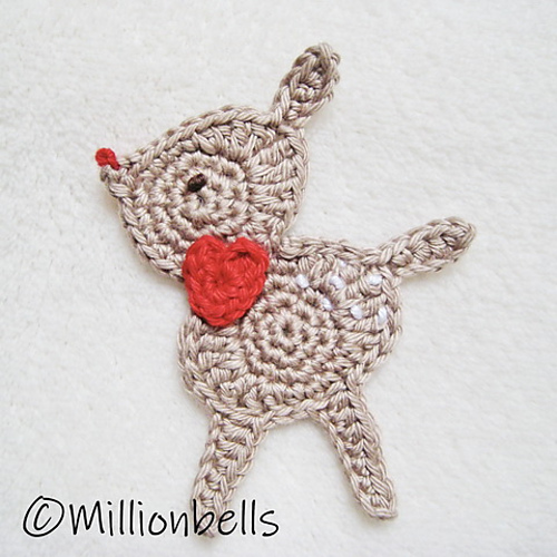 Ravelry: Fawn Christmas Applique Deer pattern by Millionbells