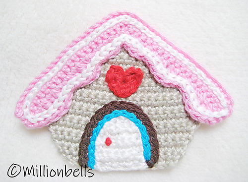 Ravelry: Gingerbread House Applique Christmas pattern by Millionbells