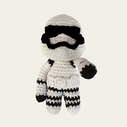 Ravelry: Stormtrooper pattern by Anabel Catalan