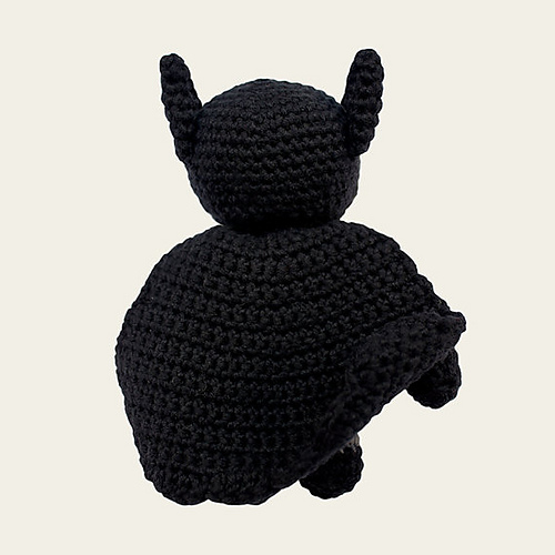 Ravelry: Batman pattern by Anabel Catalan
