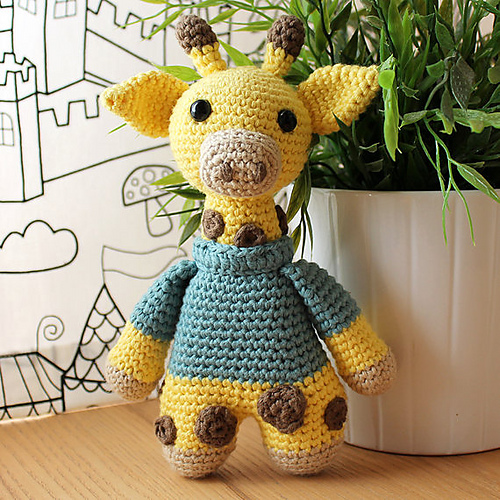 Ravelry: Giraffe - Animalius pattern by Anabel Catalan