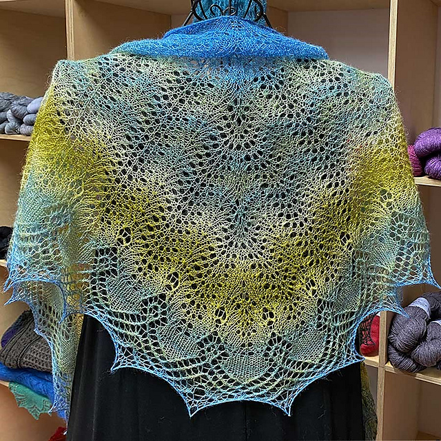 Ravelry: *Latina* pattern by Birgit Freyer