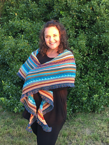 Ravelry: Novum Alas Shawl pattern by Kristina Ziese - Miramar Woods
