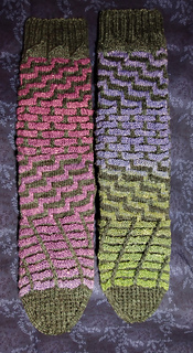 Ravelry: Mireille7's Contrast Blast Socks: Surprise Sock Along