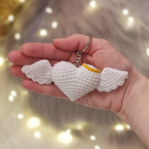 Ravelry: Heart Keychains Devil Angel pattern by Hanna Sorokous