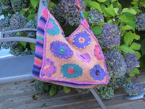Ravelry: Biba pattern by Mags Kandis