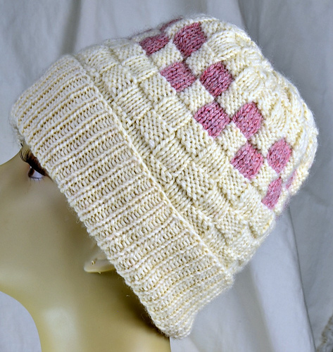 Ravelry: Checkerboard Slouch Hat pattern by Sara Setters