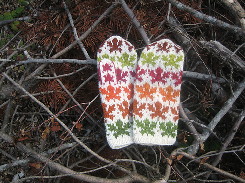 Ravelry: Maple Leaves Mittens pattern by Natalia Moreva