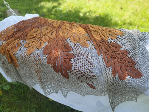 Self-dyed, Intarsia, lace wedding shawl (Spring Wood Shawl by Denise ...